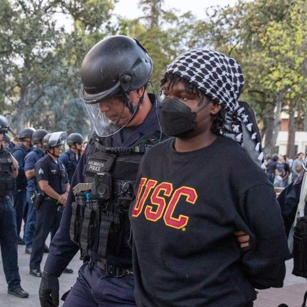 Students vow to continue Gaza protests after California, Texas arrests ...