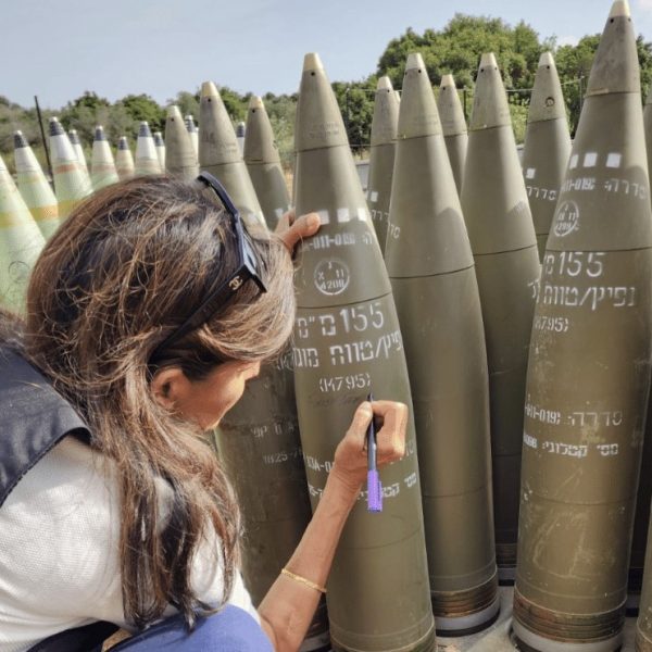 Neocon Nikki signs Israeli bombs urging Israel to kill Palestinian ...