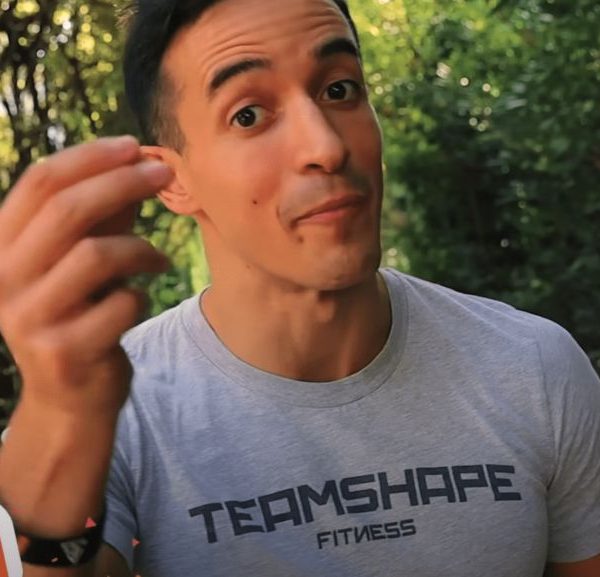 A duel of French YouTubers — Strategic Culture